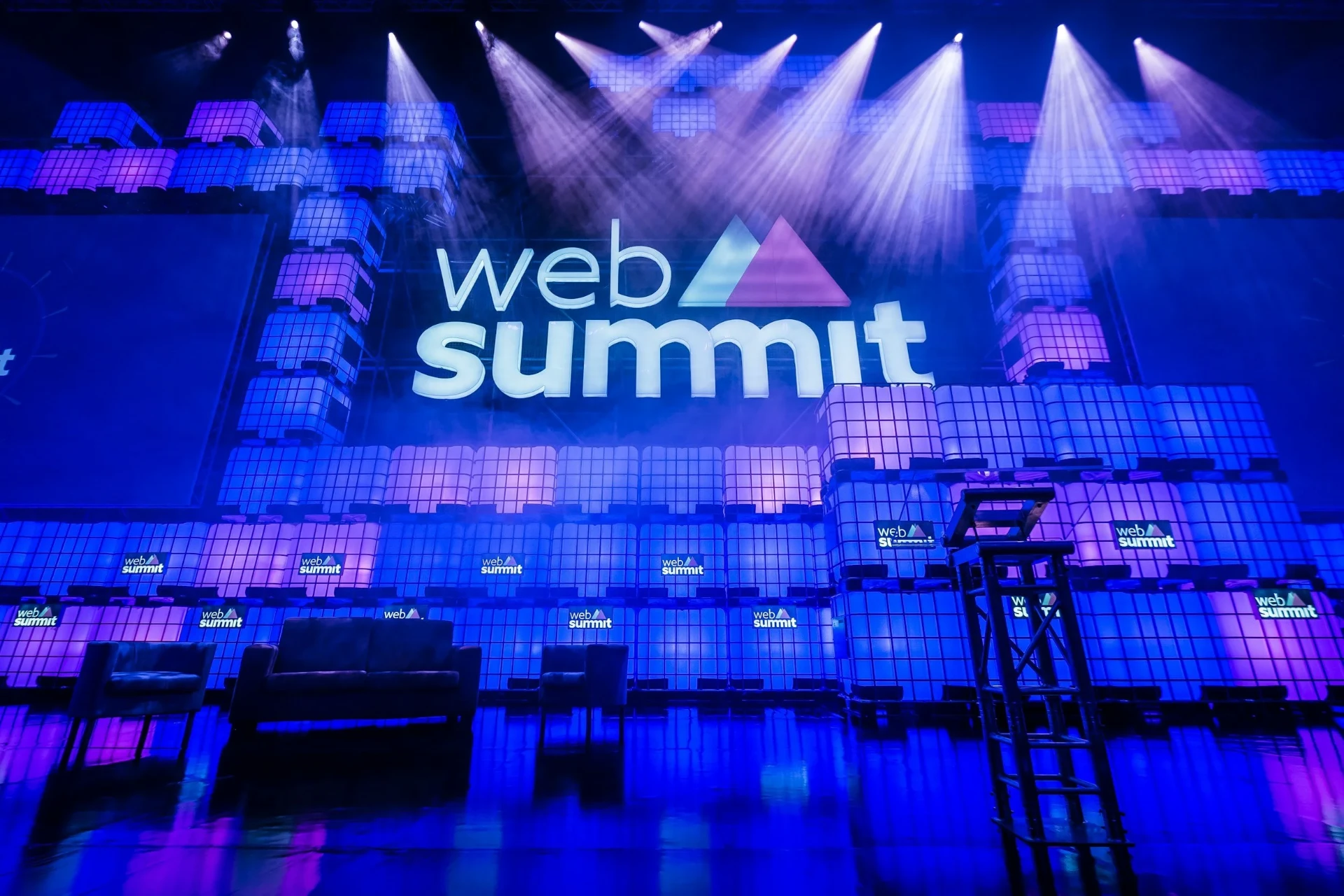The Founder's Style Guide to Web Summit in Lisbon 2025: Dress for Pitch ...